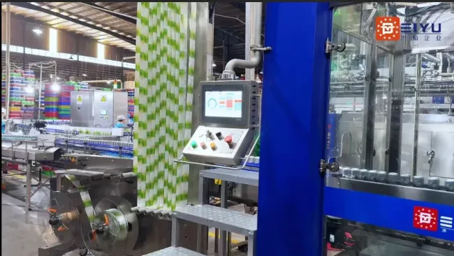 Fully automatic sleeve labeling machine in operation
