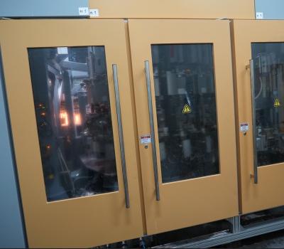 China PET Preform Blowing Machine High-Speed Energy-Efficient Blow Molding Solution for sale