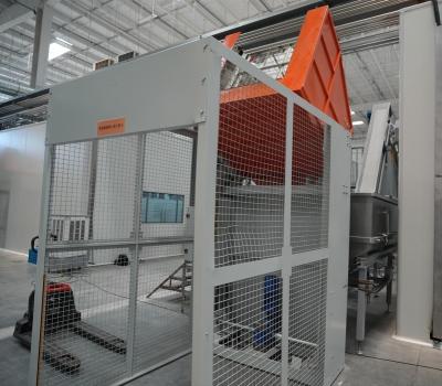 China 1.5kW Cap Feeder Machine Tin Can Capping Machine In Food Beverage Industry for sale