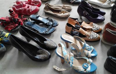China In het groot Rang Gebruikte Schoenen van Vrouwen, de Zomer of de Winter Tweede Handschoenen Te koop