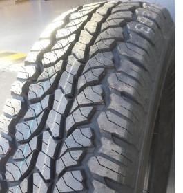 Cina Tutto il terreno di P265/70R17 4X4 gomma la resistenza bassa di rotolamento fuori dalle gomme del veicolo leggero della strada in vendita
