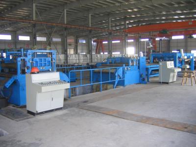 Chine Alimentant à 2000mm la découpeuse en acier 15T de bobine découpeuse hydraulique de tuyau à vendre