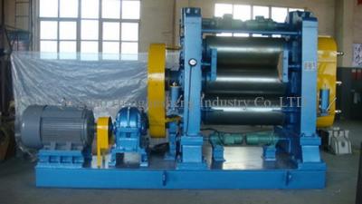 Κίνα Dia 230mm 710mm λαστιχένια ημερολογιακή μηχανή 4 ρόλων για τον εσωτερικό σωλήνα προς πώληση
