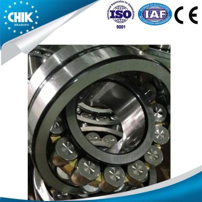 Cina Il doppio sferico del rullo di cuscinetto del cuscinetto a rulli 23224CCW33 del frantoio di CHIK Cina rema in vendita