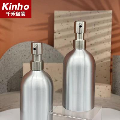 Cina Luxury Aluminum Spray Cosmetic Diffuser Bottle 500ml in vendita