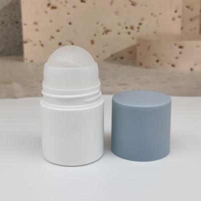 Cina White PP Plastic Deodorant Stick Container 50ml Flat Top Lid Roll On Bottle in vendita