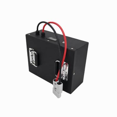 Chine Le paquet solaire 12V 150Ah 3500 de batterie de phosphate de fer de lithium de stockage fait un cycle à vendre