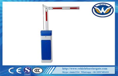 China Sistema automático de estacionamiento de automóviles con compuerta de barrera de doble brazo de dirección 8 metros de auge en venta