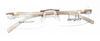 China El último búfalo de las lentes CR39 enmarca las lentes hechas a mano de los marcos ópticos del cuerno del buey en venta