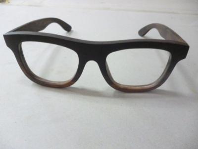 Chine L'OEM/ODM conçoivent les lunettes faites main/cadre en bois en verre pour des femmes à vendre