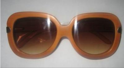 Chine Cadres faits main en bois de lunettes de la mode des femmes de Brown avec le logo fait sur commande à vendre