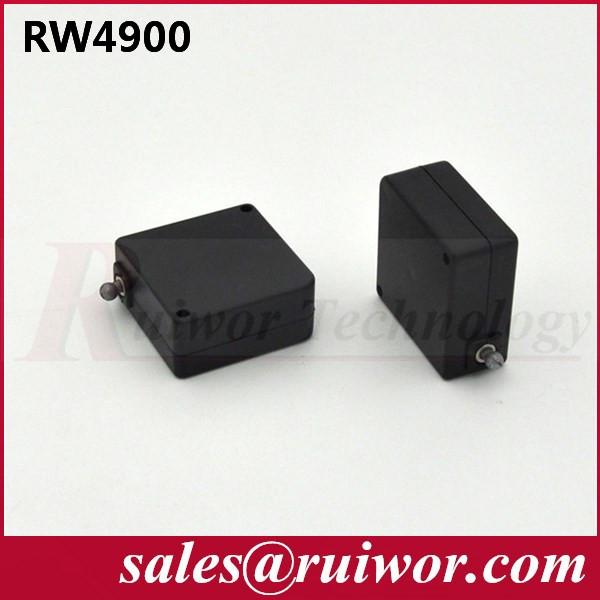 RW4900 Security Retractors