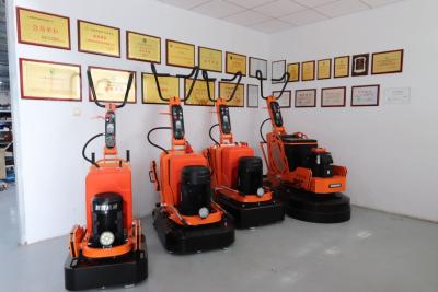 China Disco da frequência 50HZ/60HZ 12PCS concreta livre de poeira da máquina de polonês do assoalho 7.5KW à venda