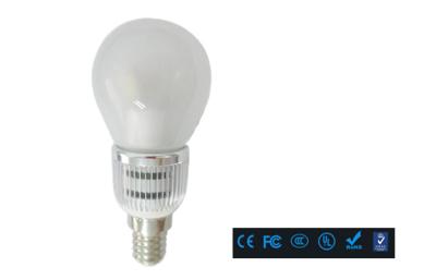 Cina Alti lumi di 400lm - la lampadina del globo di 450lm 5Watt LED ha glassato Shell per i depositi in vendita