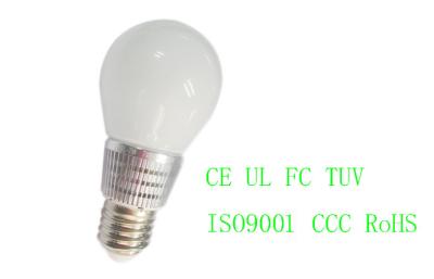 Cina copertura bianca lattea della lampadina del globo di 7W E27 LED con le luci da 360 gradi LED in vendita