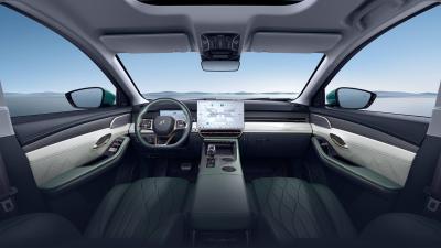 White Chery Jetour Shanhai L9 Super Hybrid SUV with 7 Seats Big Energy Vehicle