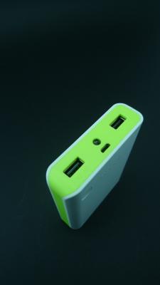 Cina La Banca astuta 8800mAh di potere di USB del doppio del portafoglio per la macchina fotografica, MP3, MP4 in vendita