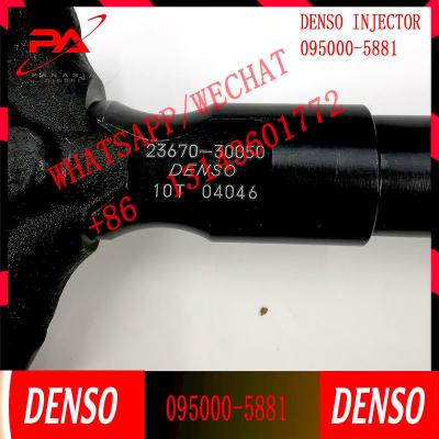 Cina Iniettore comune della ferrovia dell'iniettore delle TANE di DXM 23670-30050 iniettore 095000-5881/0950005881 5881 per DENSO 2KD-FTV in vendita