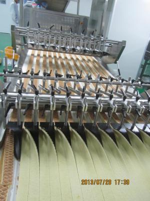 Chine équipement de cuisson de refroidissement de gâteau de couche de feuille du convoyeur 350kg/h de 15m à vendre