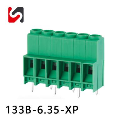 Cina SHANYE BRAND SY133B-6.35 300V 30A vendita a caldo connettore di blocco terminale a vite per pcb 3p 6.35 mm di passo in vendita