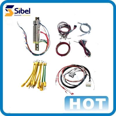 Cina Factory manufacturing custom automotive wiring harness auto electrical car heritage wire harness in vendita