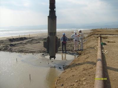 China ZCQ100kw Deep soil improvement top feed vibroflot sand compaction stone column pile driver machine for sale