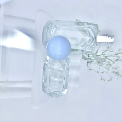 Cina Flacone spray per profumo da 30 ml 50 ml in vetro azzurro vuoto ricaricabile 500 pezzi in vendita