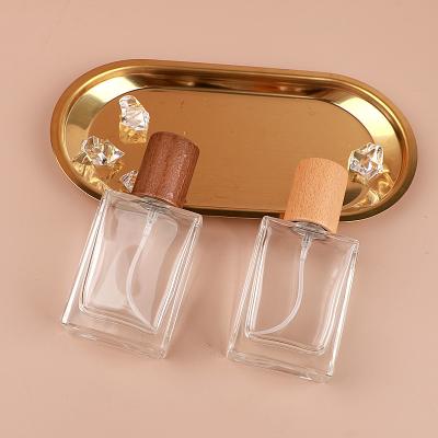Cina Profumo portatile Sub Bottled 30ml Spray di vetro quadrato in vendita