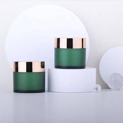 Cina 4oz Matte Green Face Cream Jar acrilico con i coperchi d'argento dorati in vendita