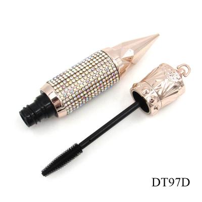Cina Metropolitana 7ml di Bling Bling Diamond Scepter Shiny Pink Mascara in vendita