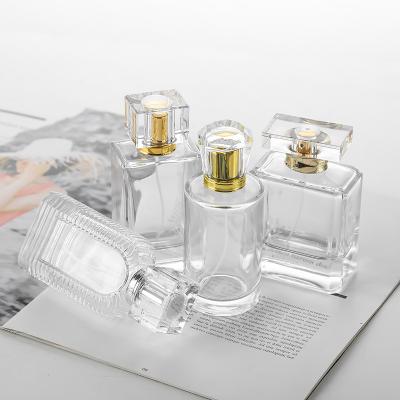 Cina Bottiglia di vetro spessa 100ml dello spruzzo di profumo del CE di cura personale MSDS in vendita