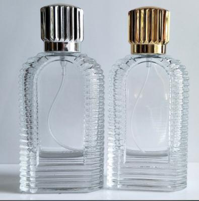 Cina Progetti la bottiglia per il cliente vuota dello spruzzo di profumo di vetro della piegatura del nuovo cappuccio del quadrato 60ml in vendita