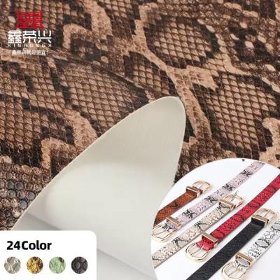 Κίνα PU Snakeskin Grain Pattern Heat Transfer Film Εκτύπωση Συνθετικό Δέρμα Τσάντα Παπούτσια Πορτοφόλι Διακόσμηση Ζώνη Faux Δέρμα Ύφασμα προς πώληση