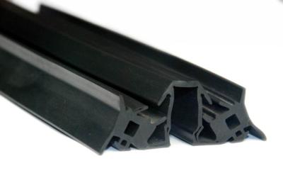 China Sellos sólidos modificados para requisitos particulares del sello, de la ventana y de la puerta U del caucho de EPDM en venta