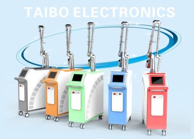 Cina Macchina rotta di rimozione del tatuaggio del laser del commutatore dei capillari Q, 1064nm macchina di trattamento dell'acne del laser del ND Yag in vendita