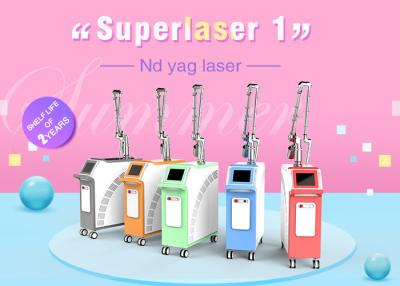 Cina L'UGP approvata CE 532nm 1064nm 1320nm Q ha commutato la macchina di rimozione del tatuaggio del laser del ND Yag in vendita