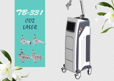Cina Macchina frazionaria del laser di ringiovanimento di uso medico della cicatrice della pigmentazione di CO2 facciale di rimozione in vendita