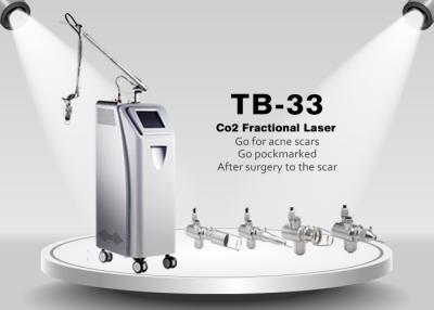 Cina Pelle ablativa frazionaria di CO2 della metropolitana 10600nm di rf che rifa la superficie della macchina medica del laser in vendita
