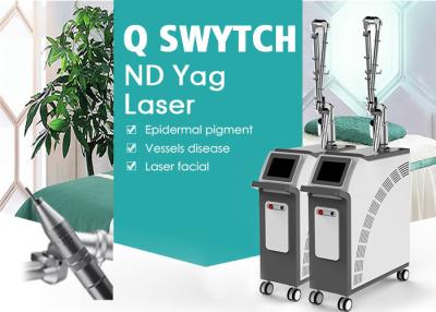 Cina Attrezzatura di bellezza di cura di pelle di rimozione del tatuaggio del laser del ND Yag del Q-commutatore in vendita