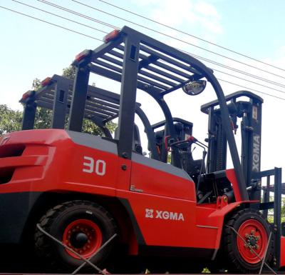 Cina Carrello elevatore potente idraulico 3000kg del magazzino con la guardia sopraelevata ad alta resistenza in vendita