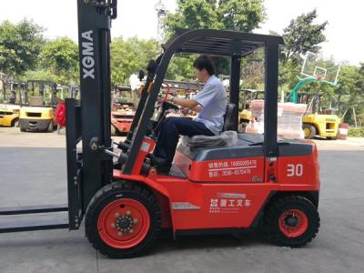 Cina Il carrello elevatore azionato manuale 3000kg di maneggio del materiale ha valutato la gomma solida della capacità in vendita