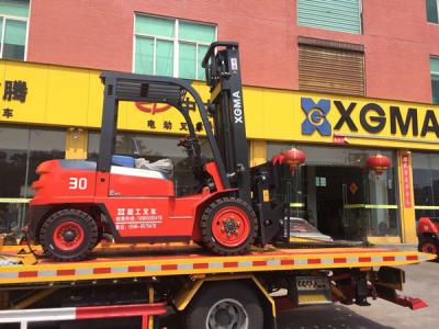 Cina Trasmissione idraulica carrello elevatore del magazzino da 3 tonnellate con un albero di 2 fasi ed il motore diesel in vendita