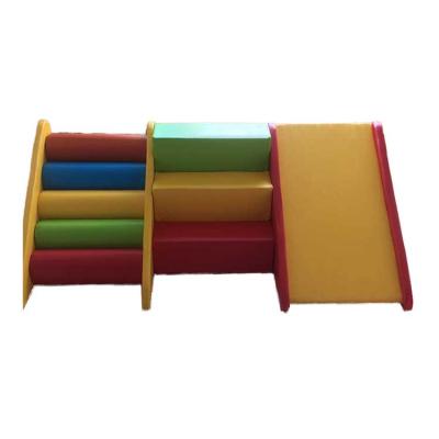 Cina Naughty castle children's soft stool steps, baby anti-collision soft package steps, three-step ladder rainbow ladder in vendita