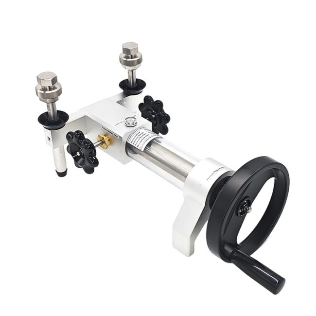 Portable Hydraulic Pressure Calibrator side view