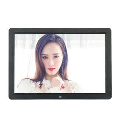 Cina OEM fissato al muro LCD dell'esposizione di pubblicità di Digital per la promozione di marca in vendita