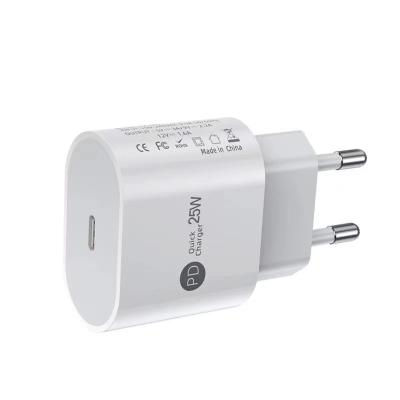 Cina 25W Power PD Multi Tipo C Testa del telefono Cable di ricarica veloce Tipo c USB Piattaforma a muro per Samsung Cellulare iPhone iPad in vendita