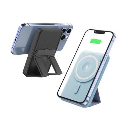 Cina 2024 Logo personalizzato OEM ODM Wireless PD18W 5000 Mah Power Bank caricabatterie Portable Universal PowerBank per telefono cellulare in vendita