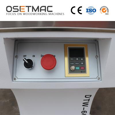 Cina 132 KG Macchina di levigatura a spazzola manuale a due rulli DTW-60A per lucidatura del legno di OSETMAC in vendita
