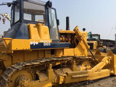 Chine Bulldozer à forte puissance utilisé Komatsu D85 D65 D155A Dozer à voie avec système hydraulique à vendre