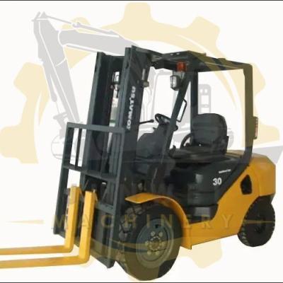 Κίνα Χρησιμοποιημένο ανελκυστήρα Komatsu 4000 kg 2 τόνους 3 τόνους 5 τόνους Ιαπωνία ISUZU Απόδοση κινητήρα προς πώληση